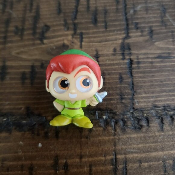 Disney | Toys | Disney Doorables Series 6 Exclusive Edition Peter Pan ...